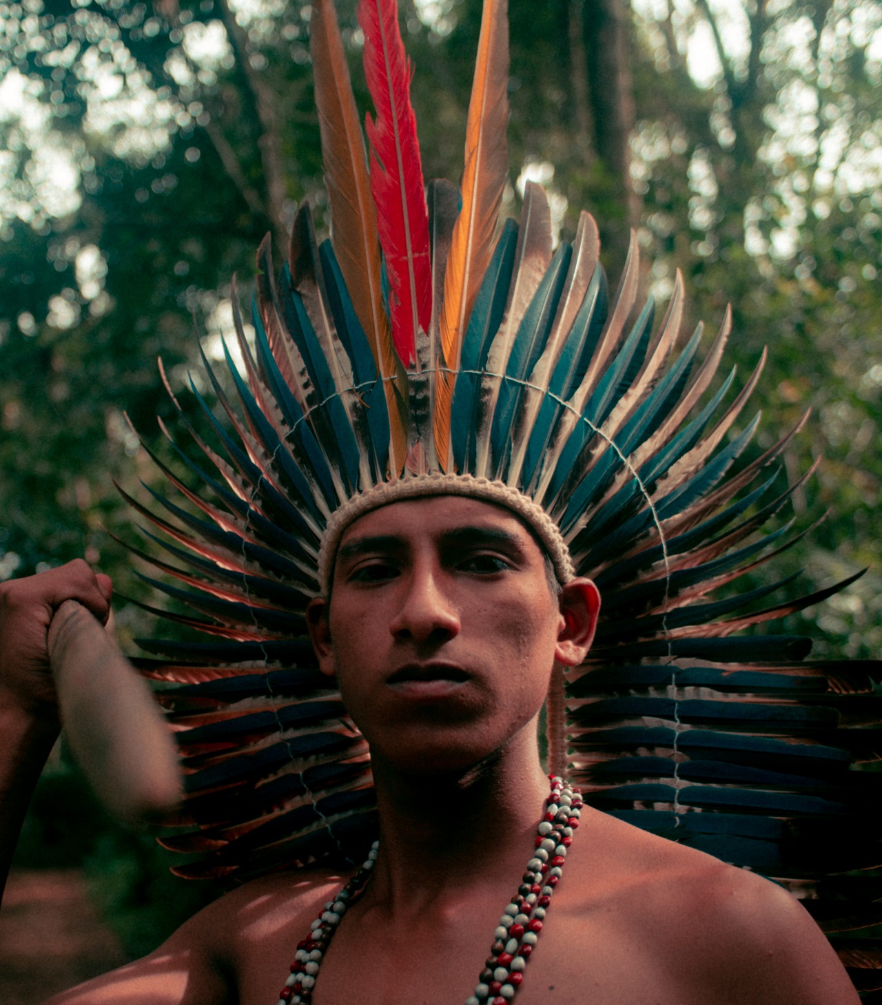 Owerá lança álbum 'Mbaraeté' em que fala da resistência dos povos ...
