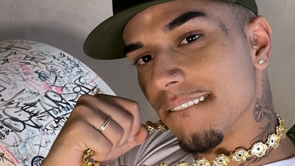 Só relikia vida: Rapper Veigh cria playlist no Spotify com suas 50 ...