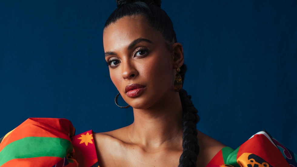 Em Julho cantora Héloa leva show especial do disco yIDé para o Sesc ...