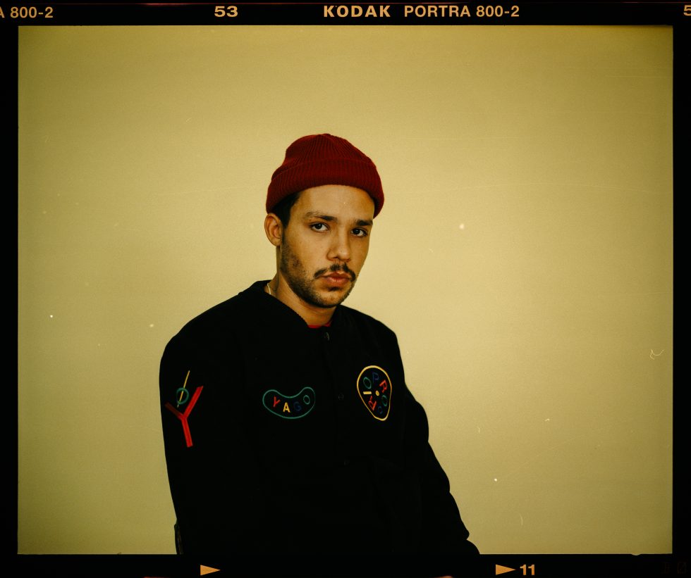 Yago Oproprio lança primeiro álbum de sua carreira consolidando seu ...