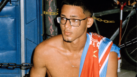 Caio Ocean compartilha sua própria maré emocional no EP “Garoto Oceano ...