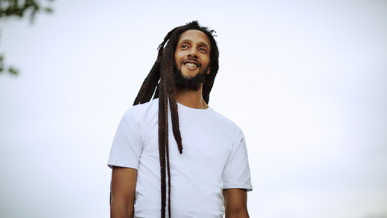 Filho da lenda Bob Marley, Julian Marley volta ao Brasil com shows em ...